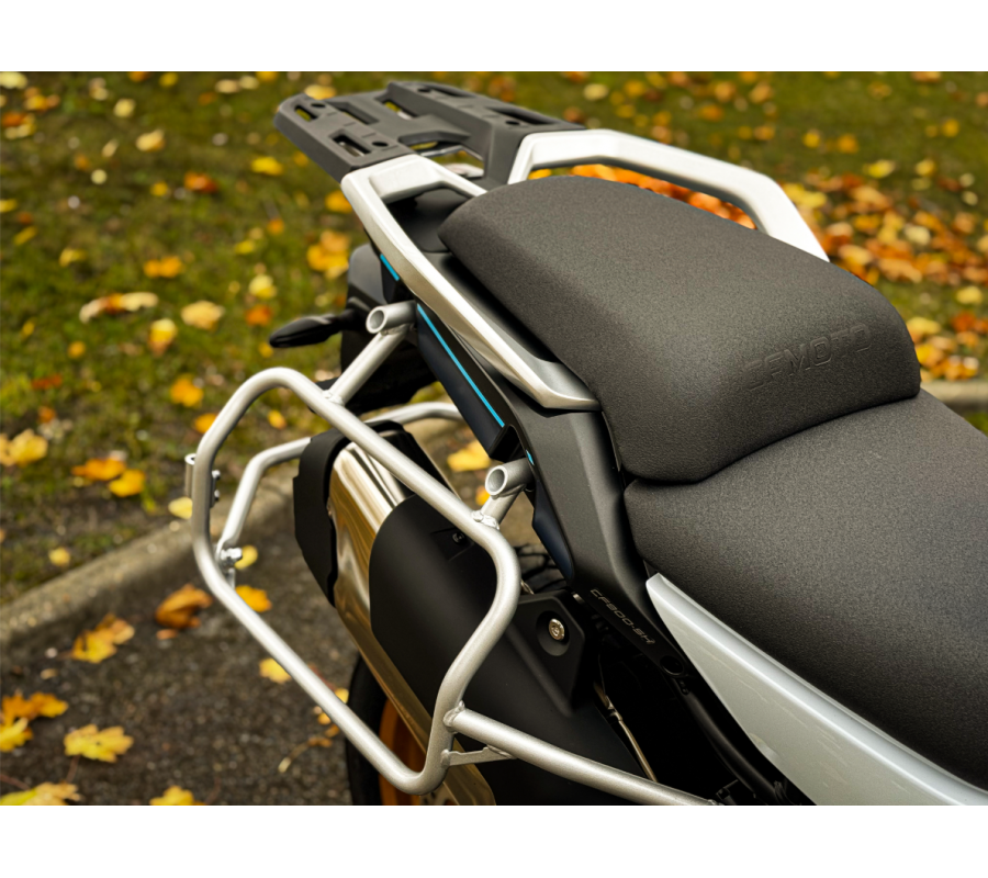 CF MOTO MT 800 EXPLORE